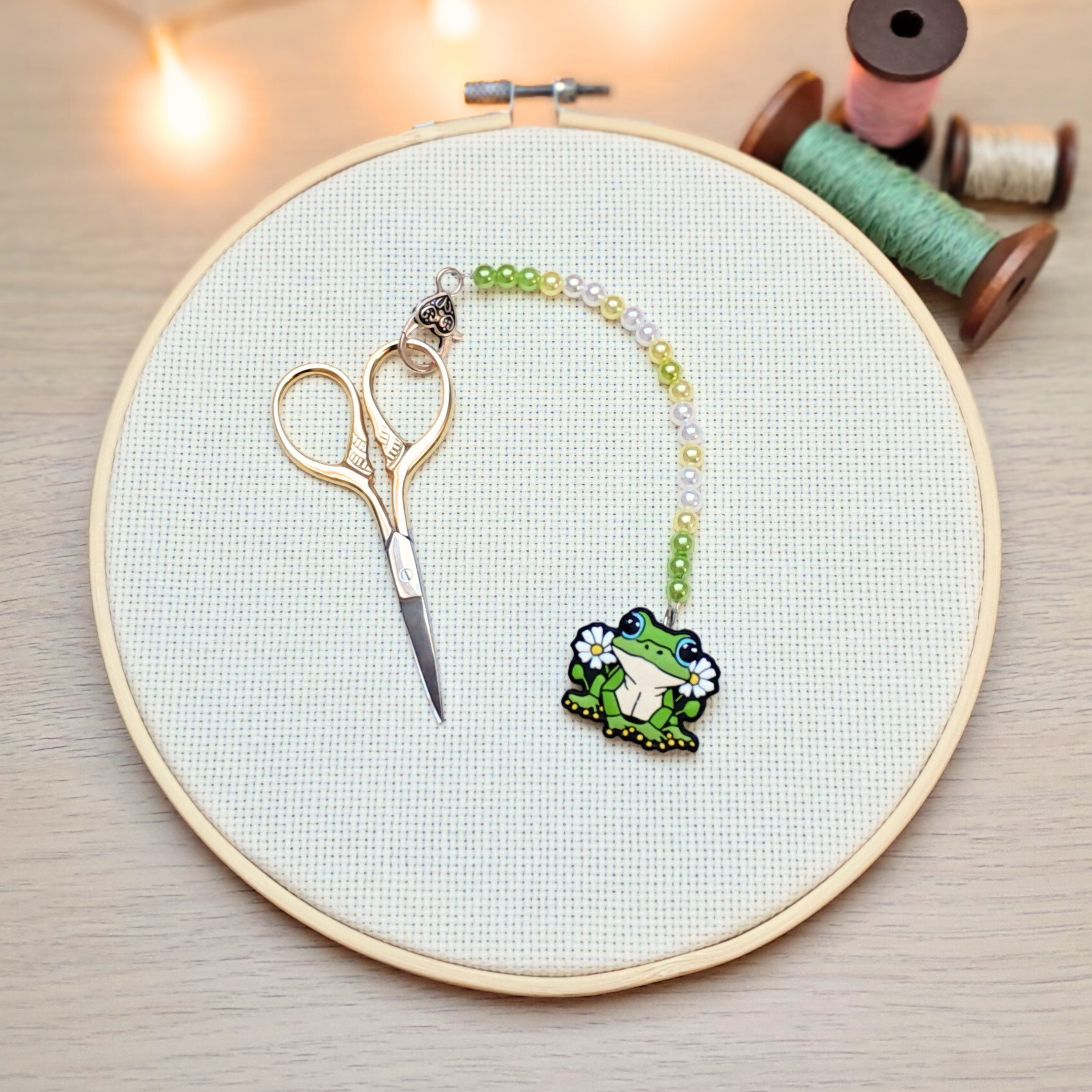 Scissor Fobs – Conquer Crochet